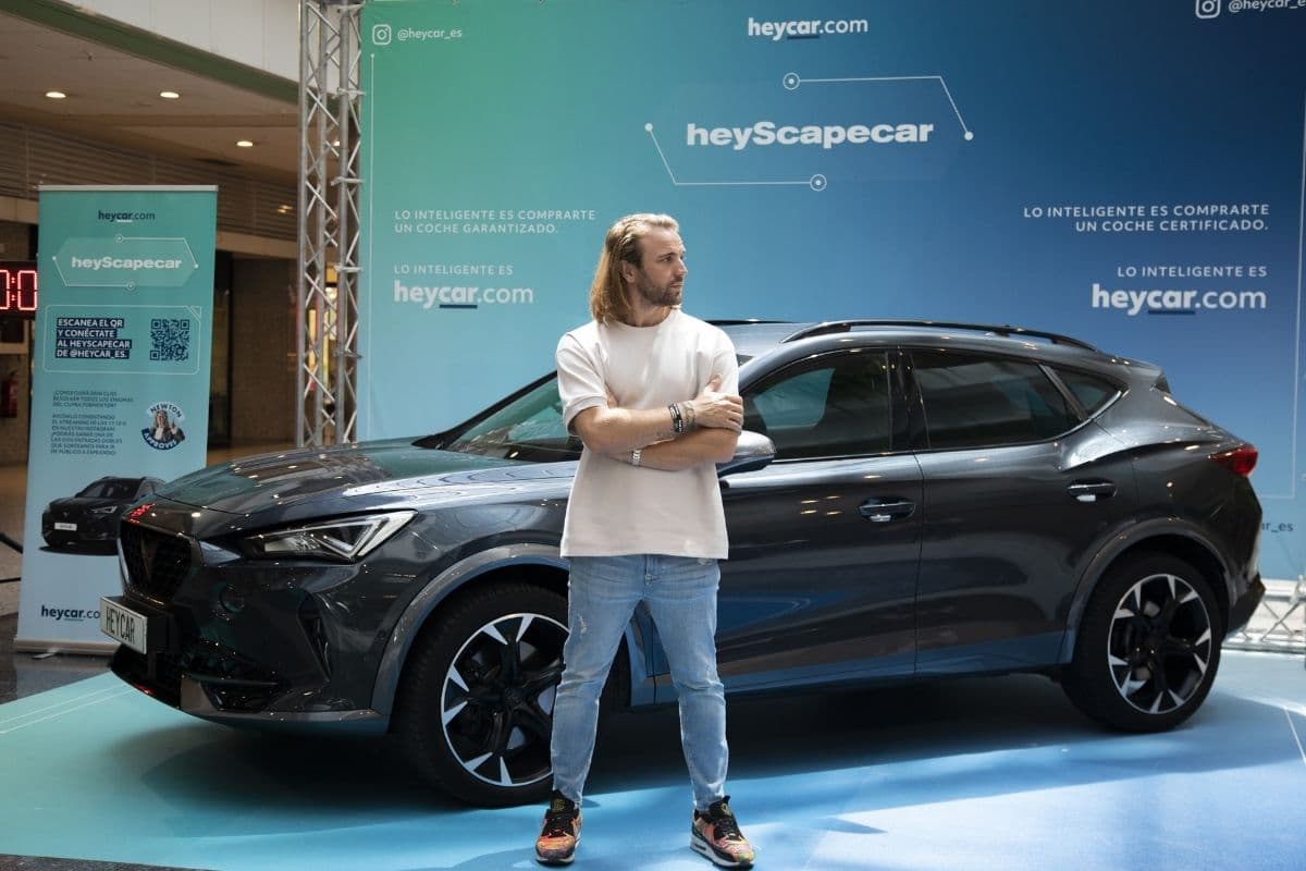heycar organiza el primer 'escape room' íntegramente en un coche