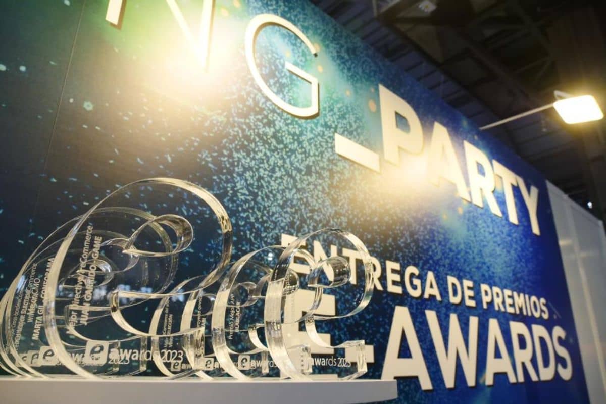 Estos son los 9 ganadores de los E-AWARDS 2023